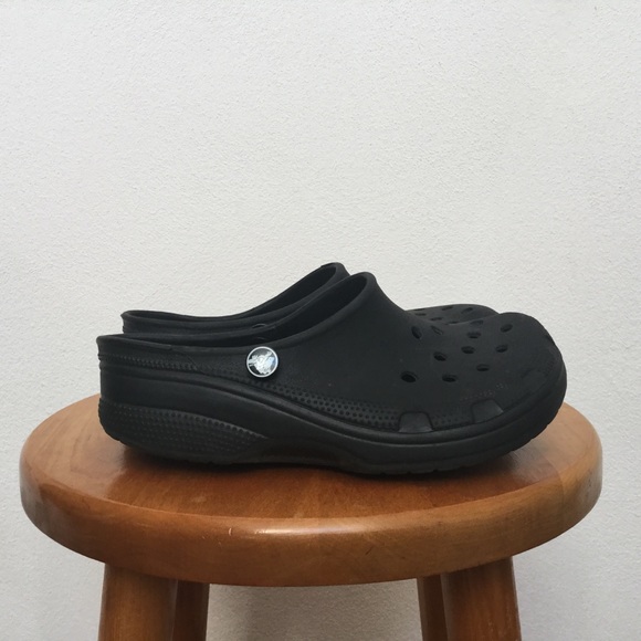 CROCS | Shoes | Classic Black Croc Water Clog Size Womens 6 Mens 4 ...